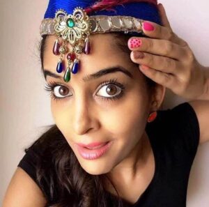 Anisha Dixit Biography - Rickshawali, Husband, Age, Income, Wiki and ...